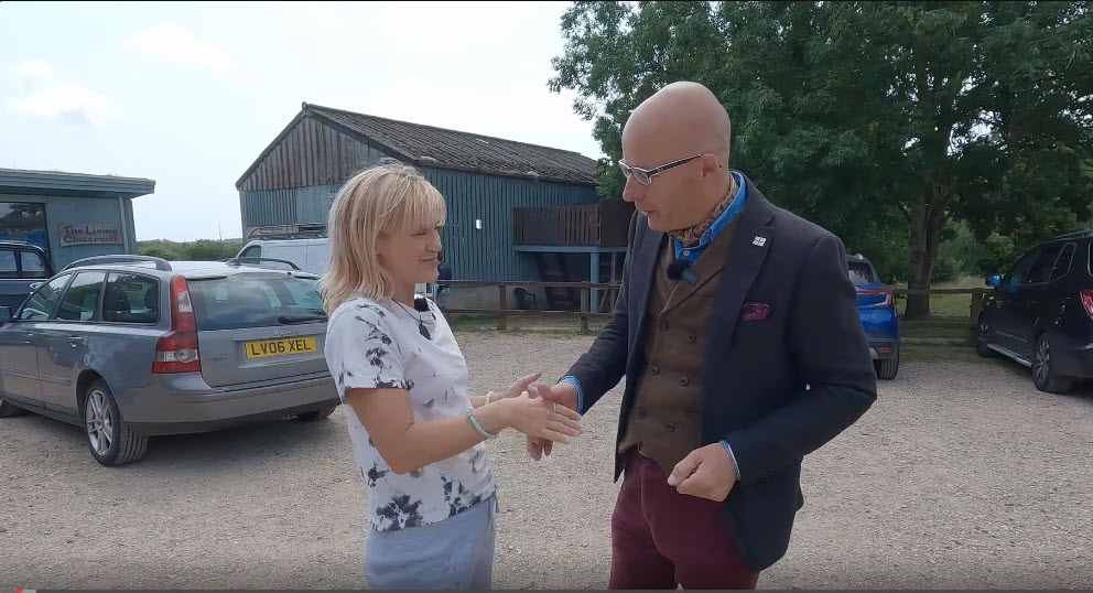 Richard Vobes visits HOPE Sussex Community Hub and Home Education Centre